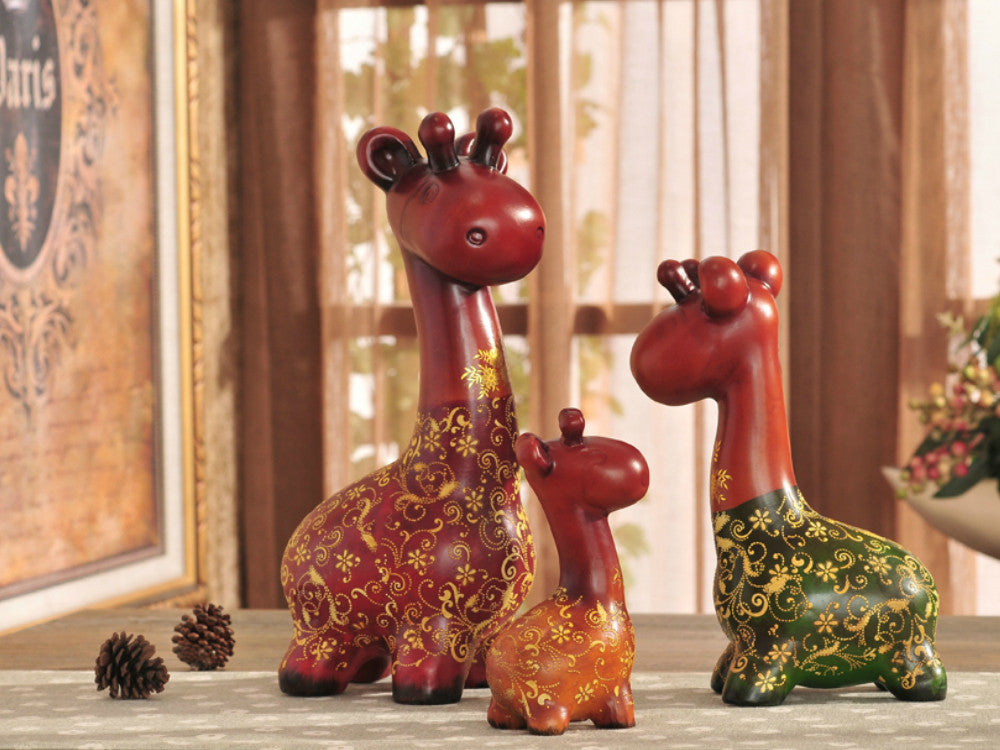 Colorful Giraffe Family - 3 Piece Sculpture Set – Samiksha's
